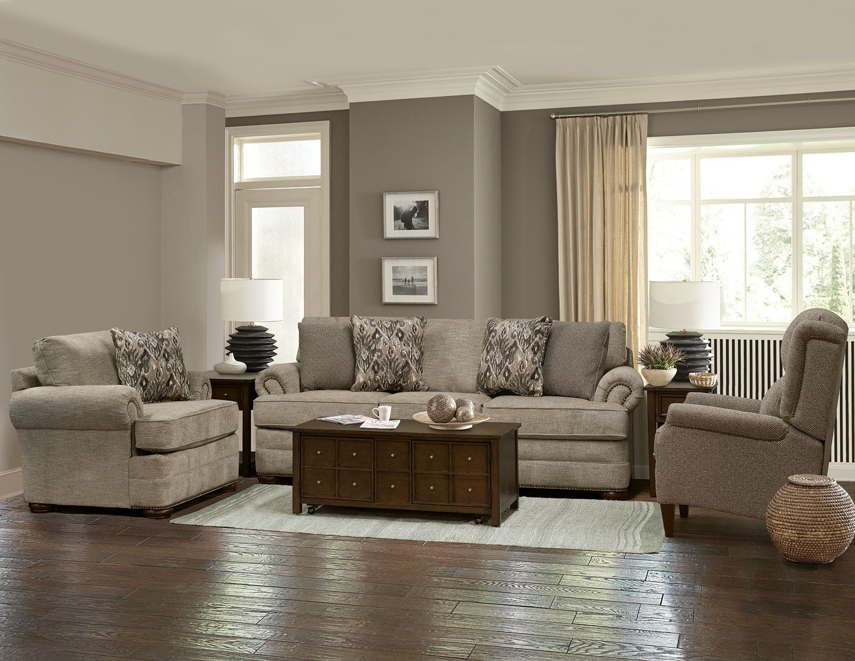 Knox - Loveseat With Nails – Eller & Owens Furniture and Mattress